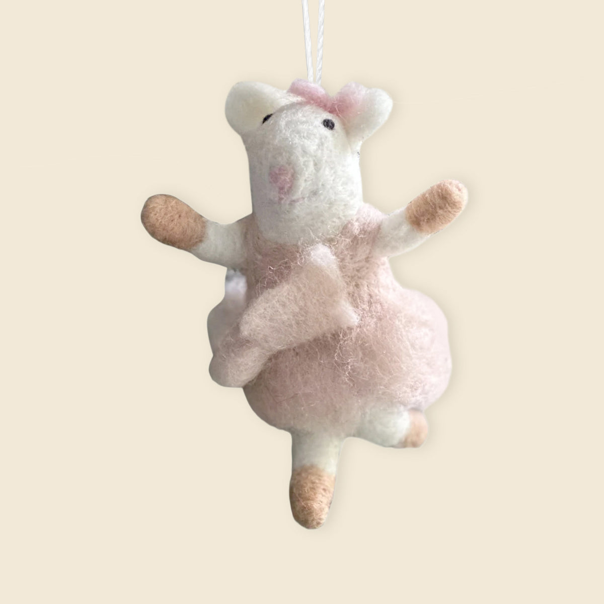 Ballet Mouse – Hustle & Blush
